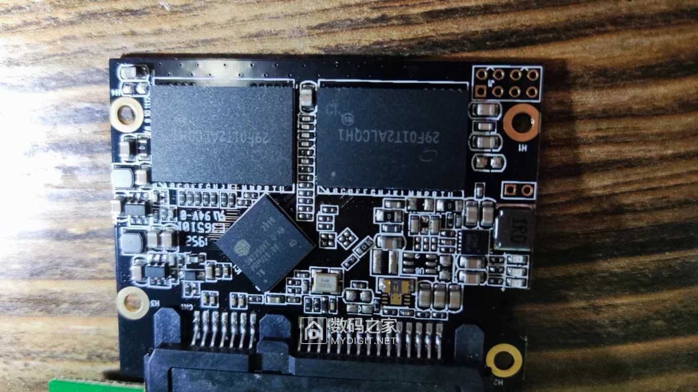 亿储固态SM2259XT开卡跑圈很慢，SM2259XT_N18_PKGS0502A_FWS0423B0 - SSD存储技术 数码之家