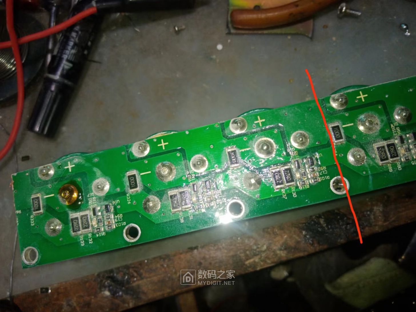 拆机力神超级电容2.7V 350F！8串一组或者9串一组！ - 数码交易区 数码之家